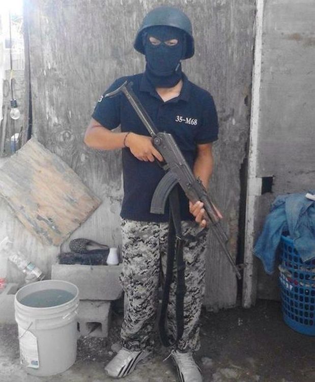 México El Cártel Del Golfo Filtra 100 Fotos De Sus Sicarios Mundo
