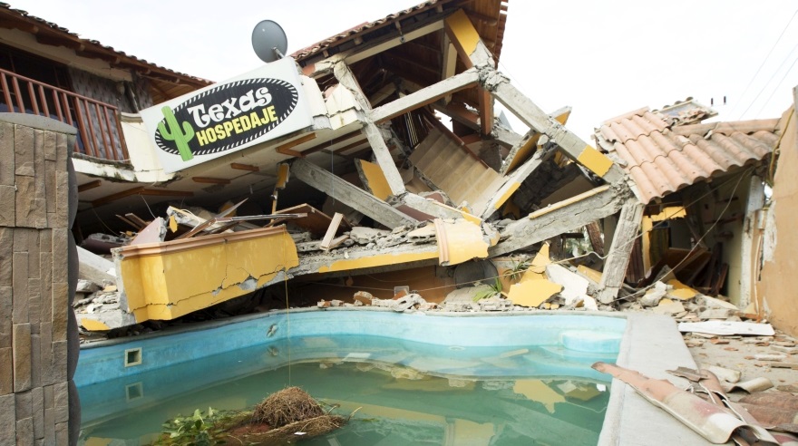 Así Amanece Ecuador Tras El Devastador Terremoto De 7 8 Grados Foto